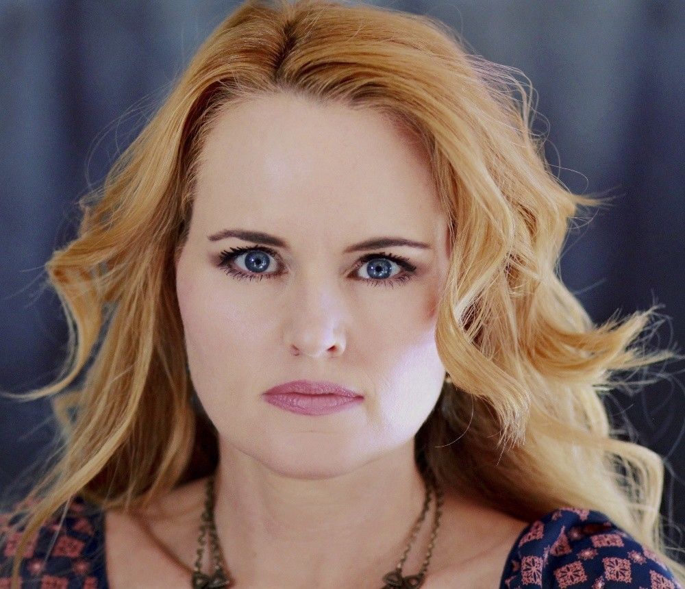 Deanna Rashell's Photos - Stage 32