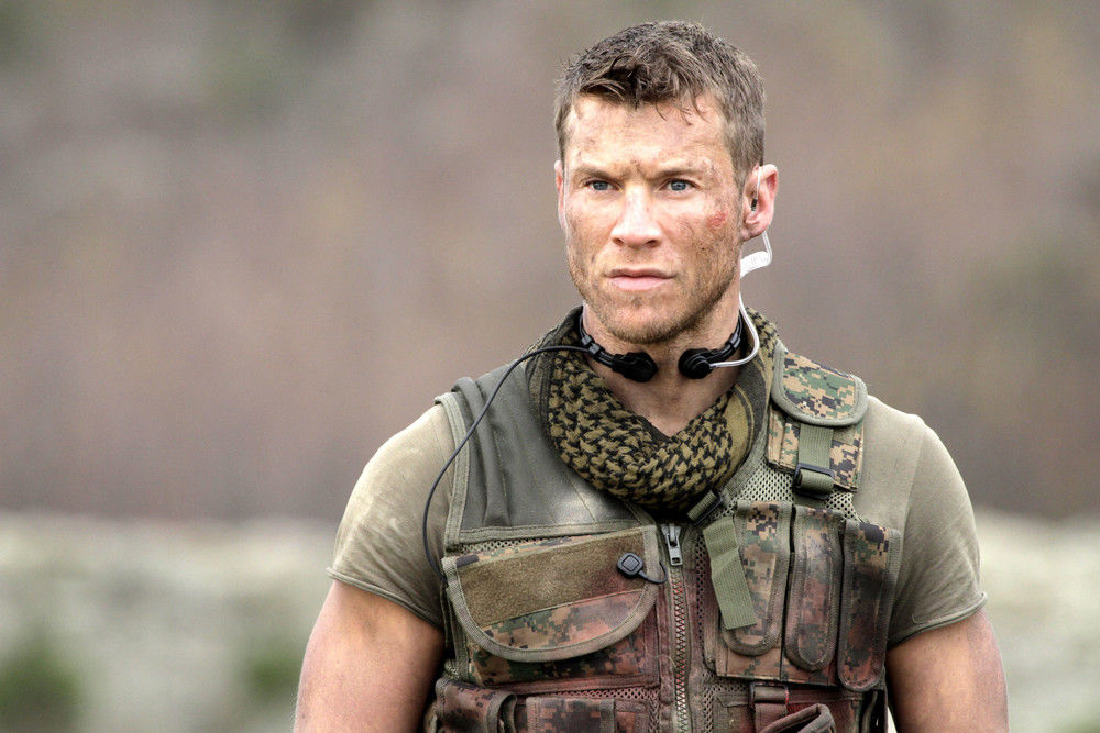 Chad Michael Collins's Photos - Stage 32