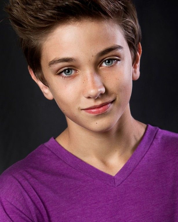 Gavin Casalegno - Gavin's Bio, Credits, Awards, and more. - Stage 32