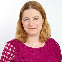 Anna Henry's TV Pilot Writing Lab : Outline by Anna Marto…