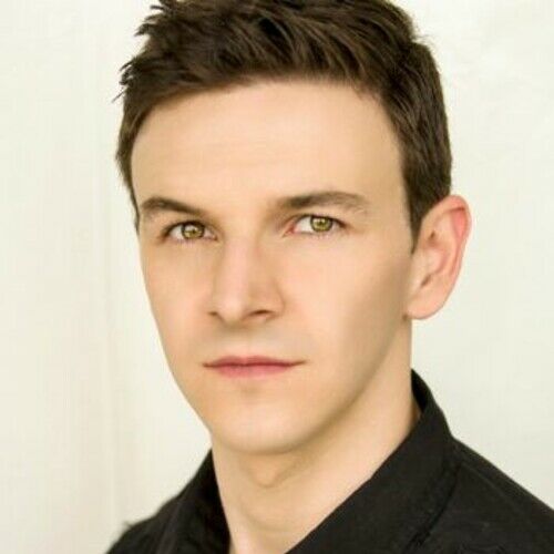 Jonathan Everett - Jonathan's Bio, Credits, Aw… - Stage 32